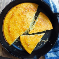Breads - Sweet jiffy cornbread in cast iron skillet recipes