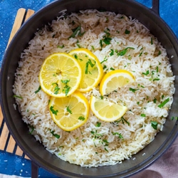 Greek lemon rice with shrimp and onions recipes - Side dish